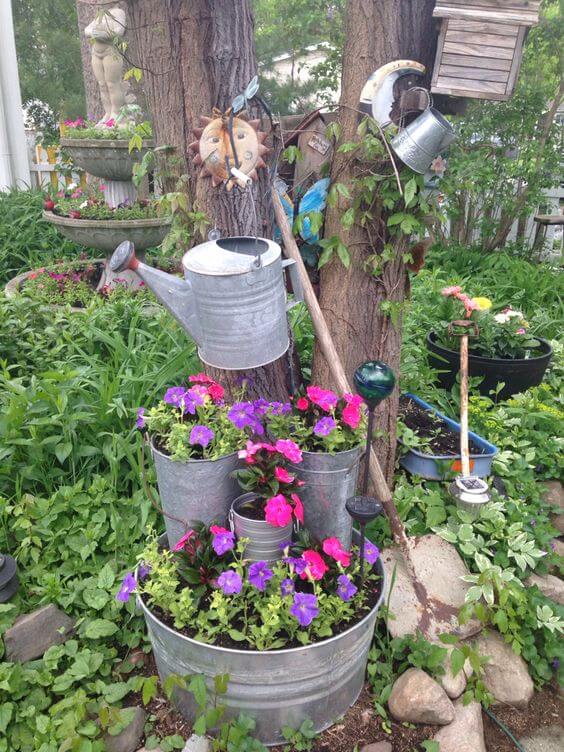 24 Brilliant DIY Recycled Garden Planters - ZuneTalk Green