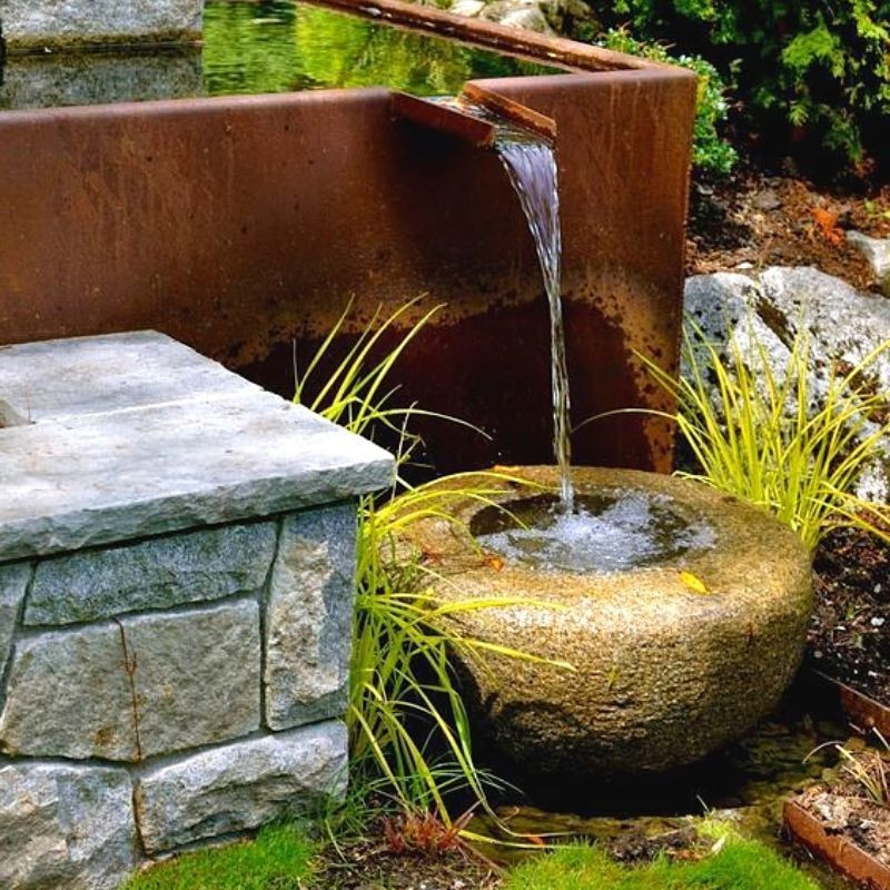 20 Shimmering Garden Ideas That Incorporate Metal Accents In Landscape ...